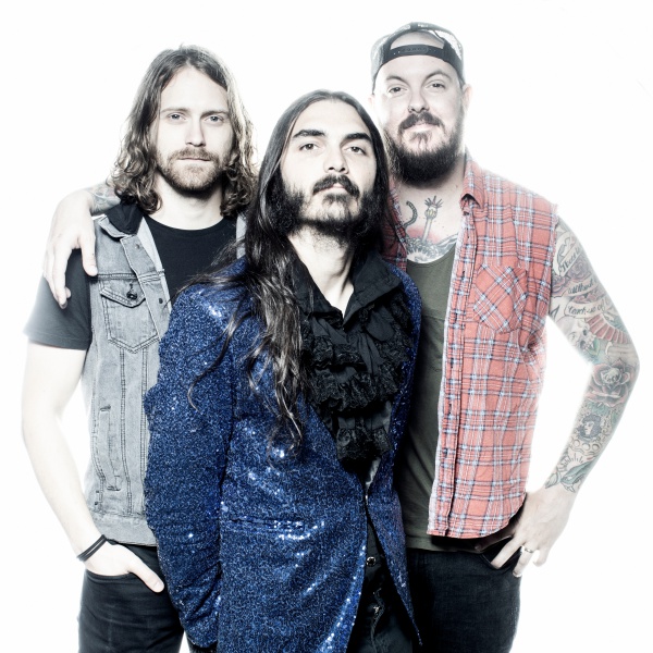 Crobot, guarda in anteprima per Radiofreccia la versione acustica di ...