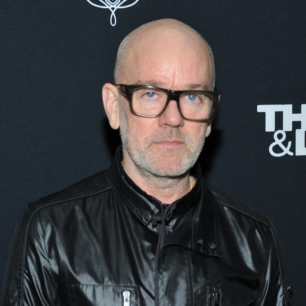 Michael Stipe, manca sempre meno al debutto solista? - Radiofreccia