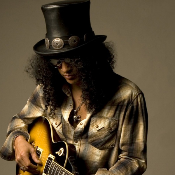 Slash, Matt Sorum e Lzzy Hale suonano i Beatles - Radiofreccia