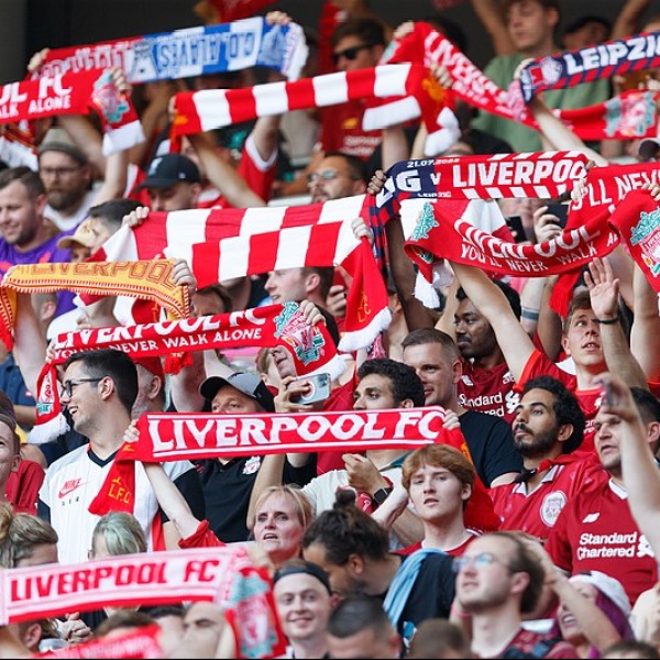 You'll Never Walk Alone, lo spirito della città di Liverpool in una ...